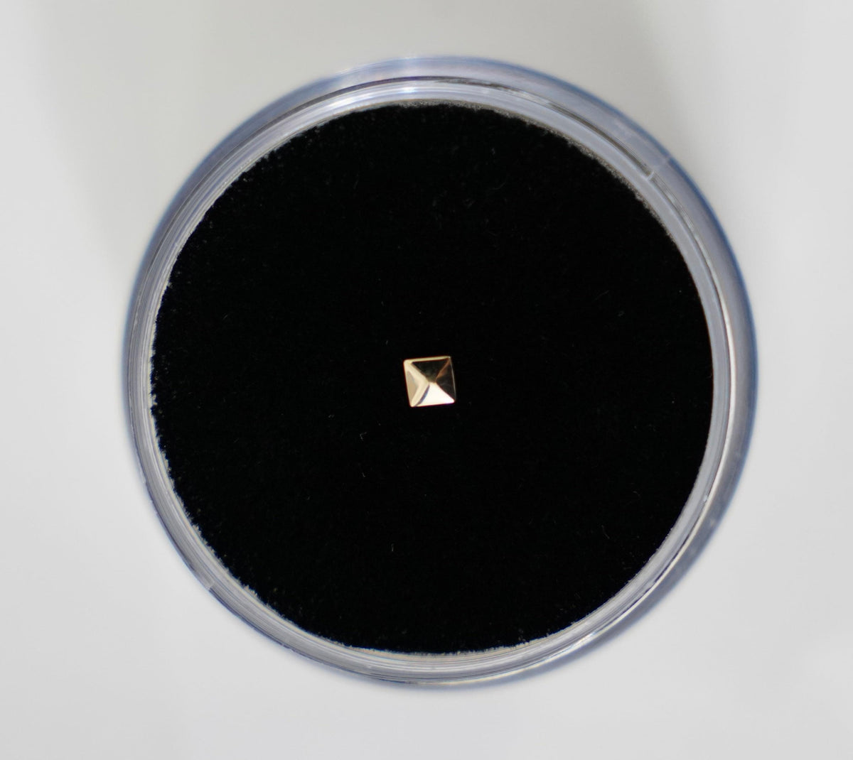 18k Gold Tooth Gem Diamond – ADORE SMILE PTY LTD